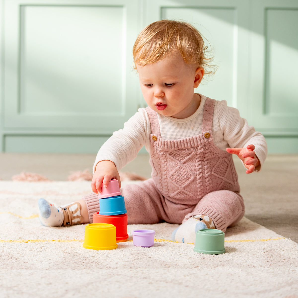 SiliSoft® Round Stacking Cups (Rainbow) – tickit®