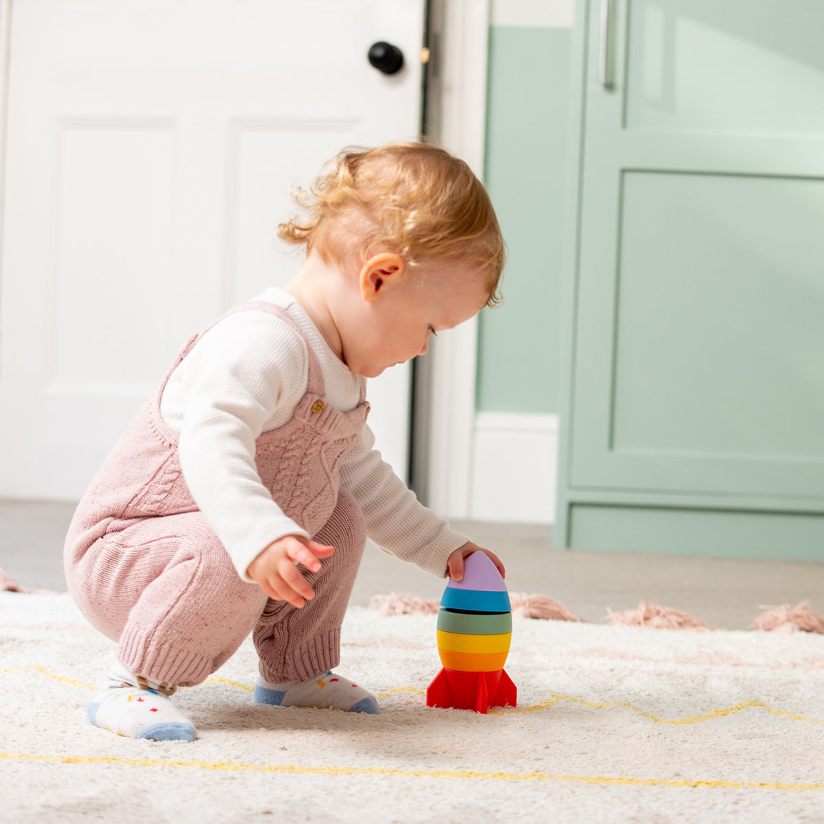 SiliSoft® Rocket Stacker (Rainbow) – tickit®